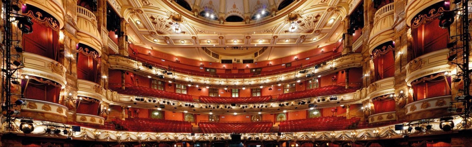 Coliseum London - STAGINGS